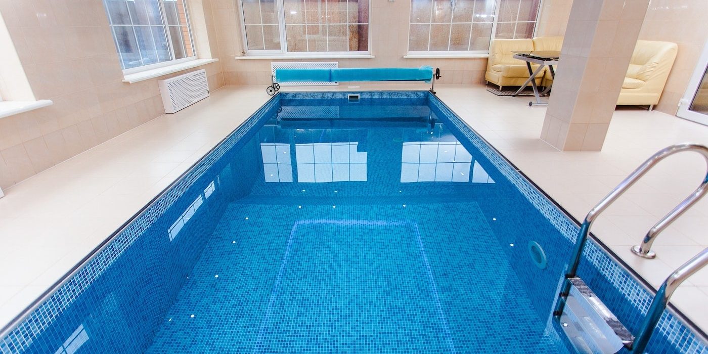 Why Do Swimming Pools Appear Shallow? - Baby Barrier Fence